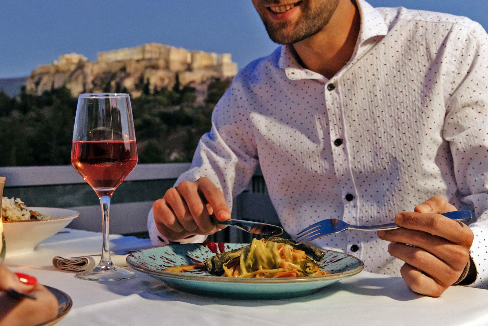 Thissio View: Rooftop Bar & Restaurant with Acropolis View in Athens